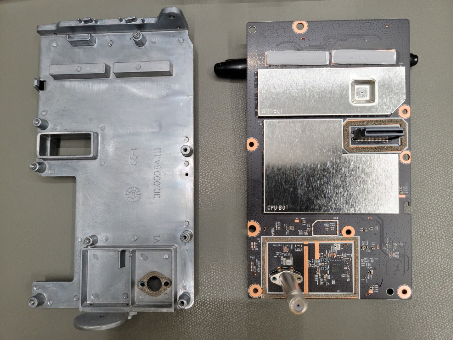 Product teardown: Verizon (Wistron NeWeb Corporation) CR1000A WiFi 6E ...